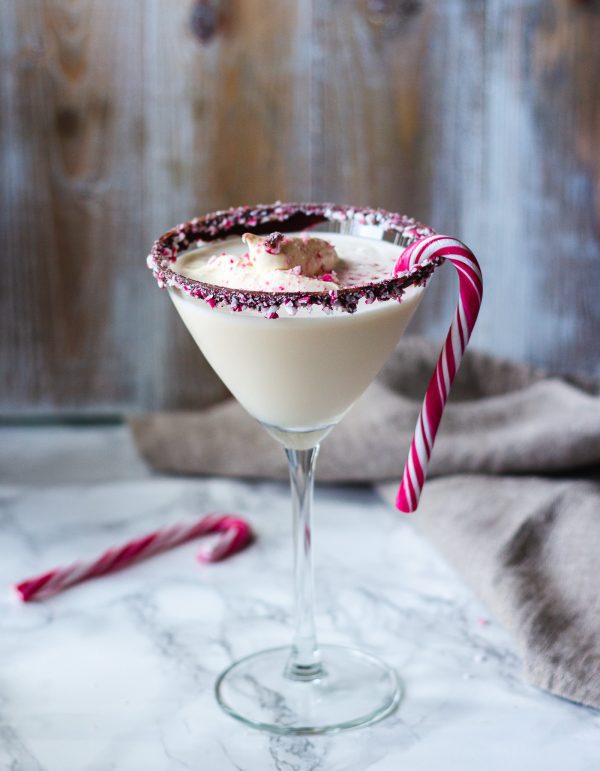 Blanda en cocktail med rabarber - Rabarber Sour • Heavenly Cupcake